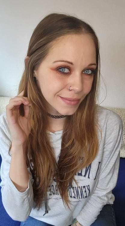 Pretty and pale.. | Scrolller