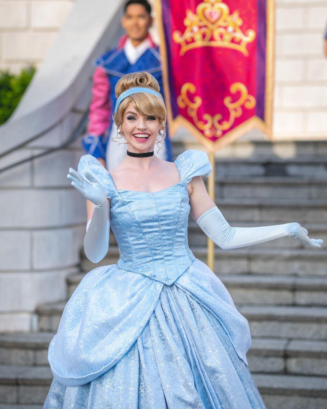 Pretty as a princess | Scrolller