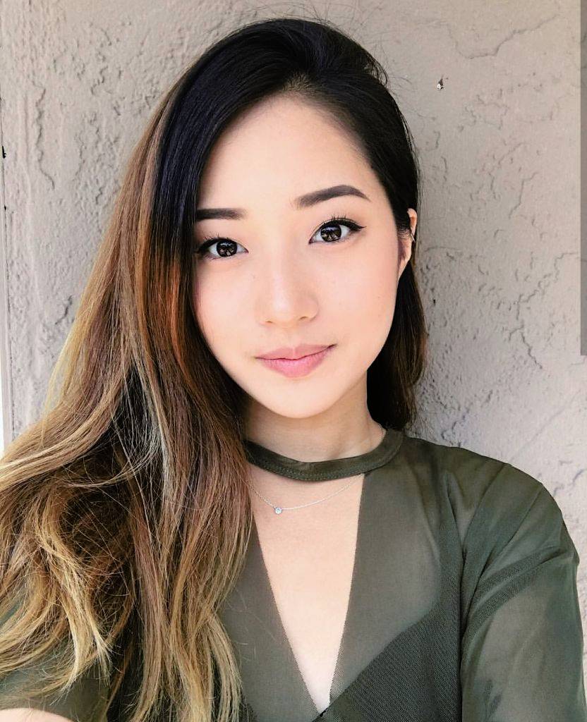 Pretty Asian With Highlights Scrolller