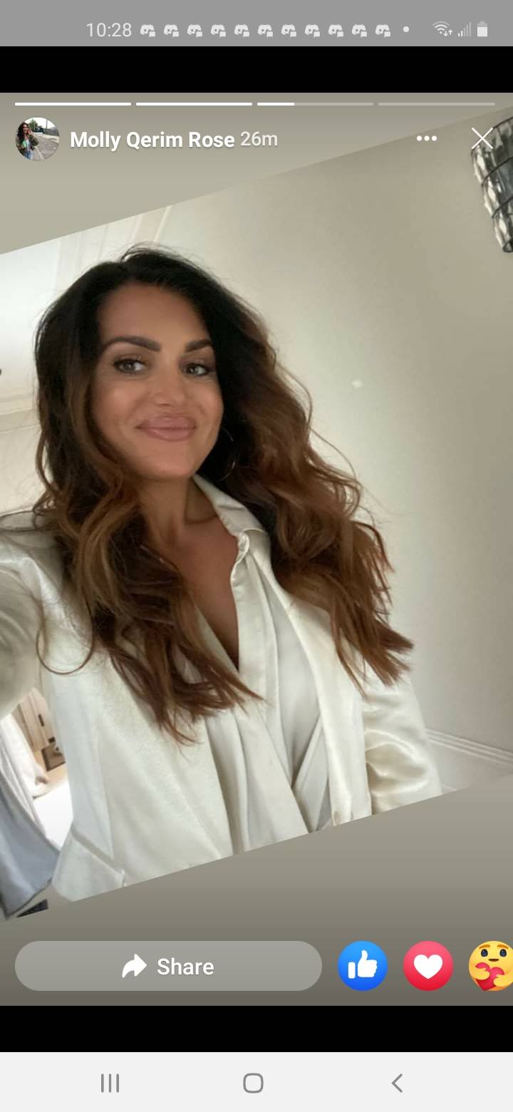 Pretty Molly Monday | Scrolller