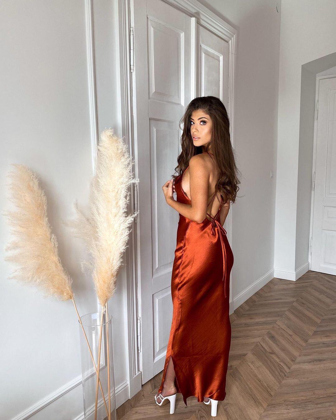 Pretty Natalia | Scrolller