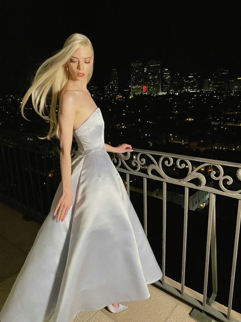 Princess | Scrolller