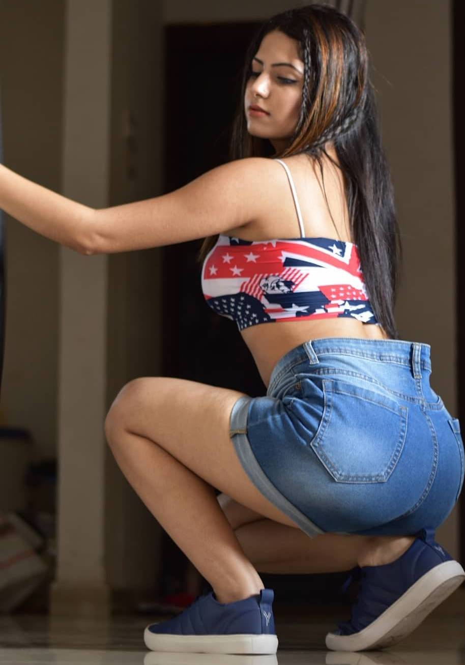 Priya Tiwari | Scrolller