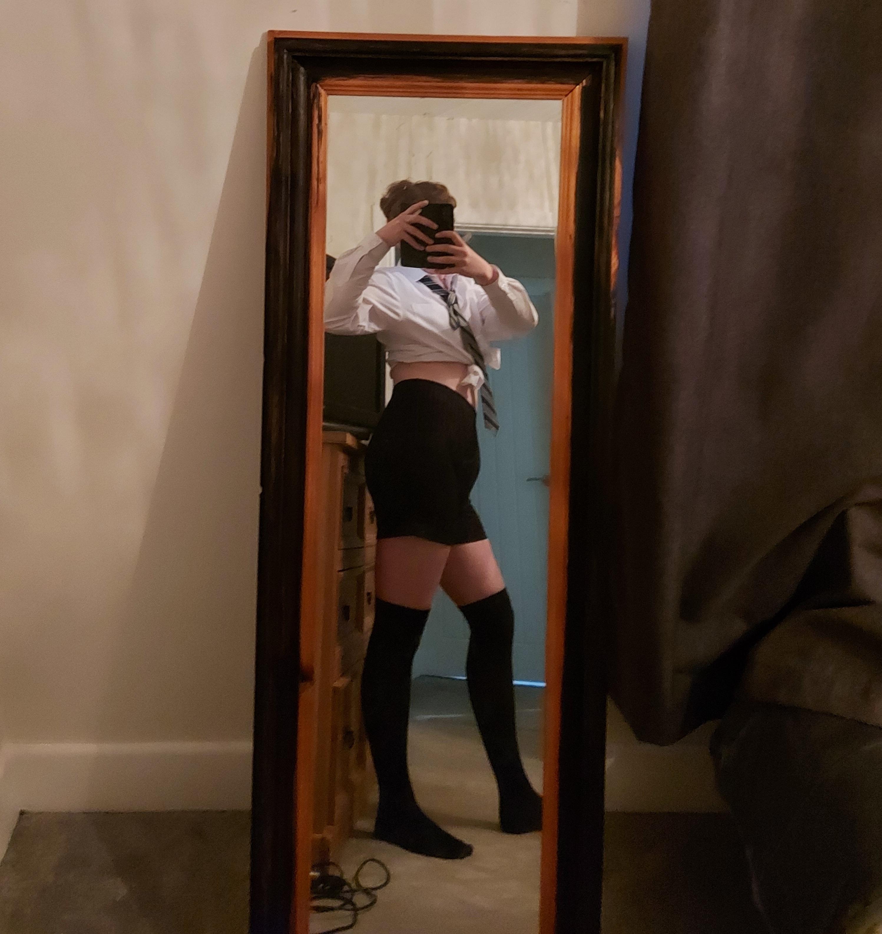 professional attire | Scrolller