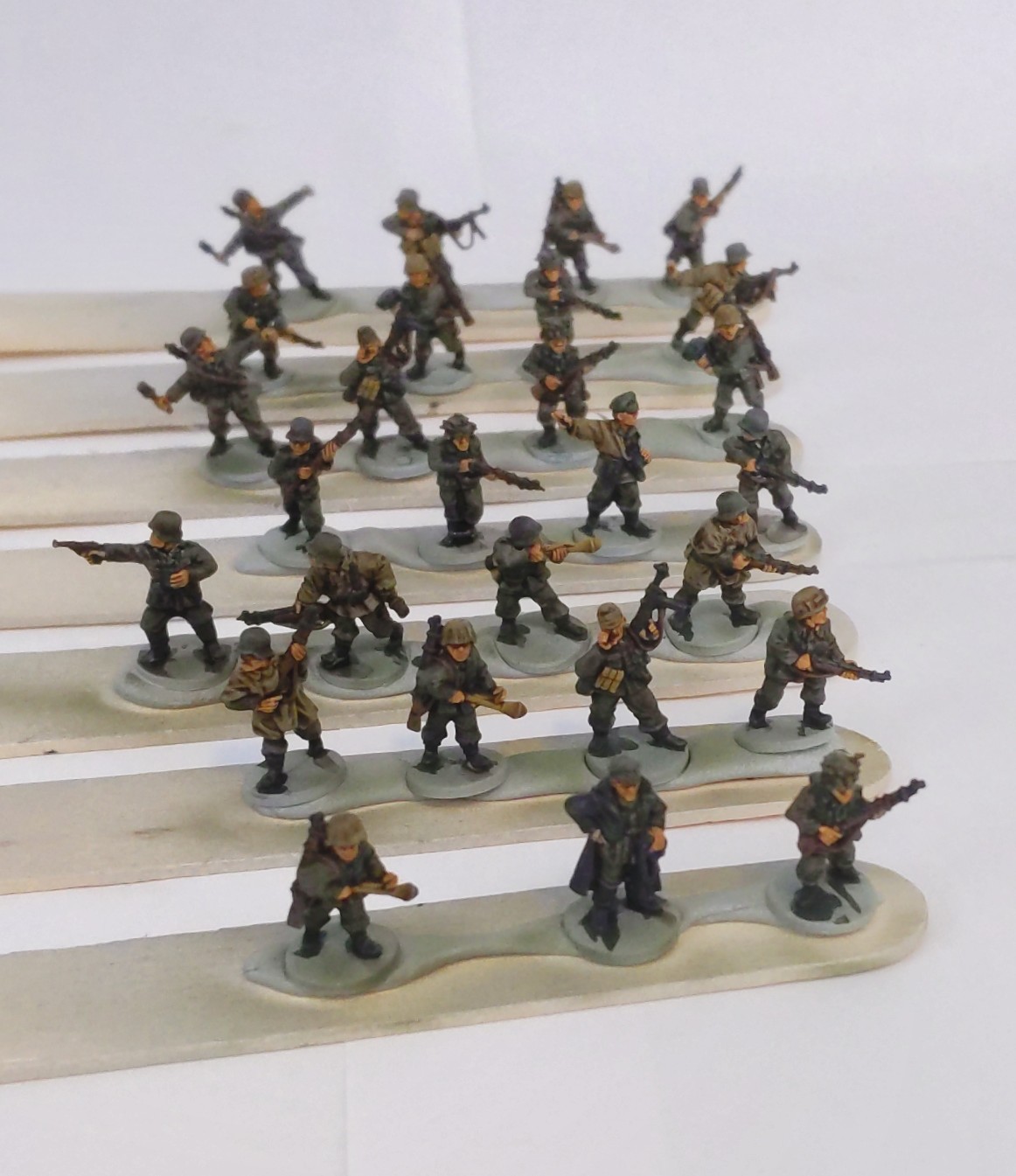 Progress on my extra figures grenadier platoon! | Scrolller