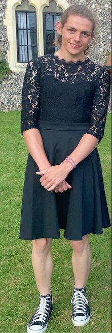 Prom Queen?... | Scrolller