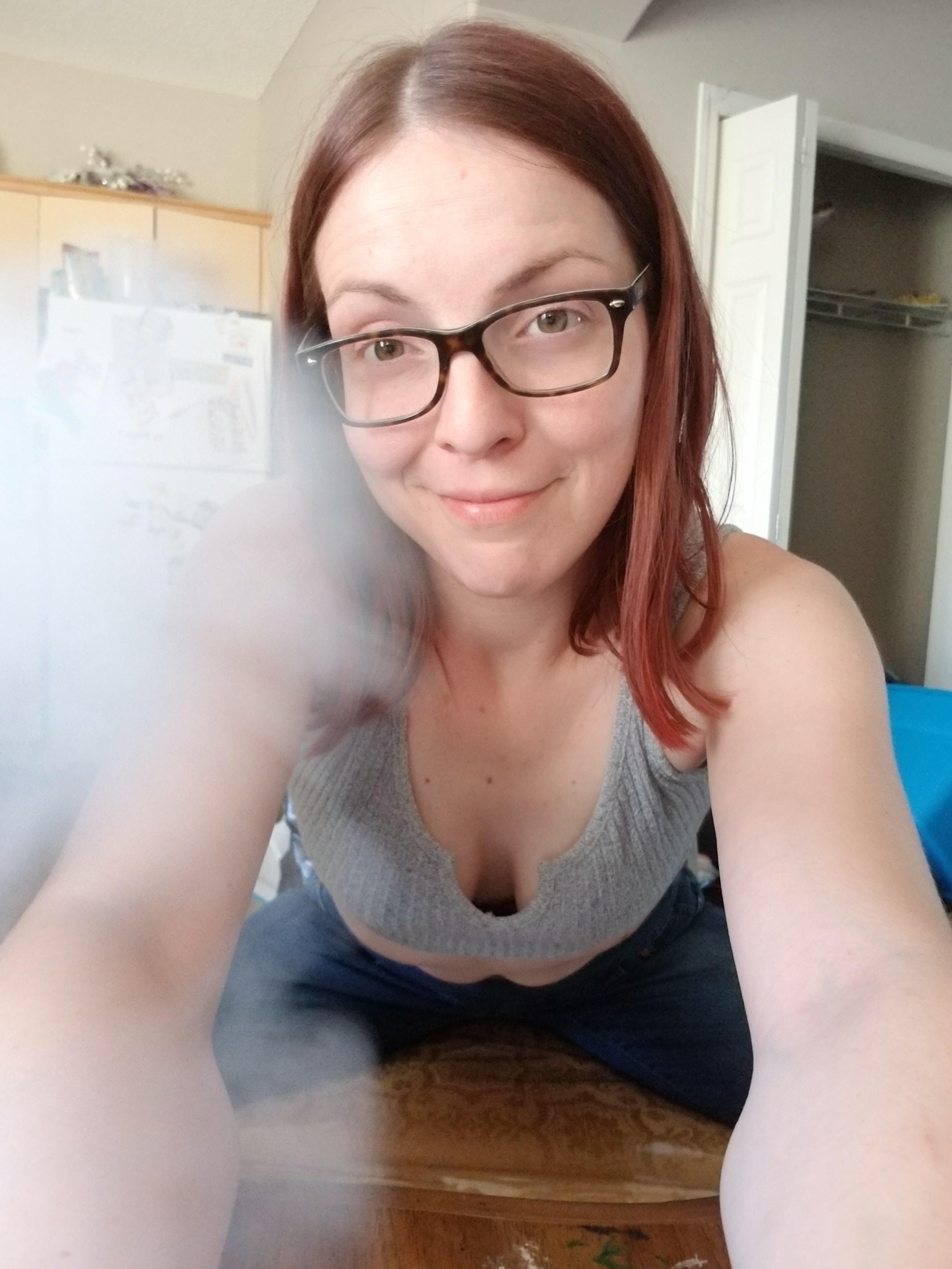 Puff puff pass anyone? | Scrolller