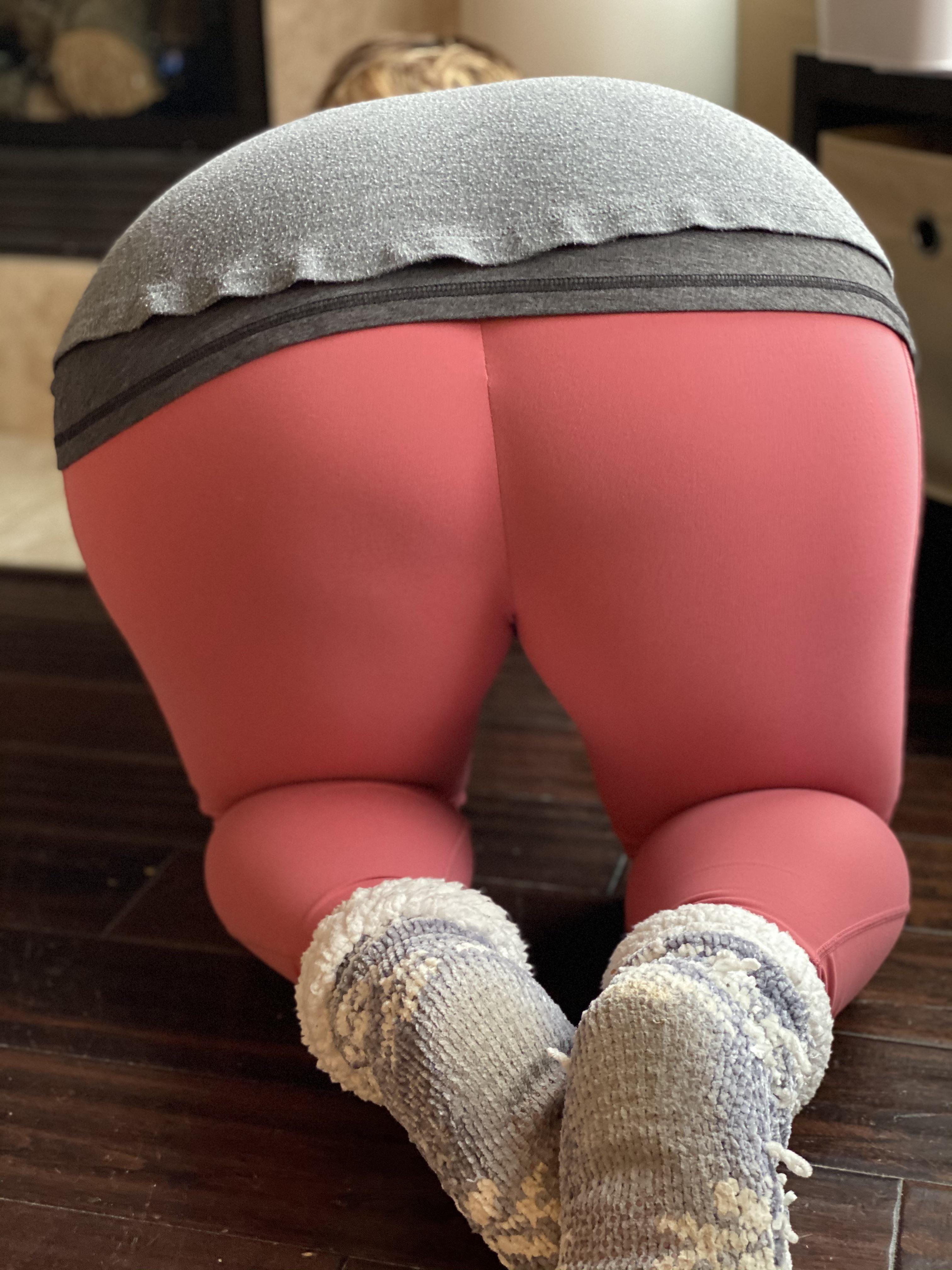 ️ ️ ️pull em down or rip a hole.....😈😈😈[OC][f]mom of 4, | Scrolller