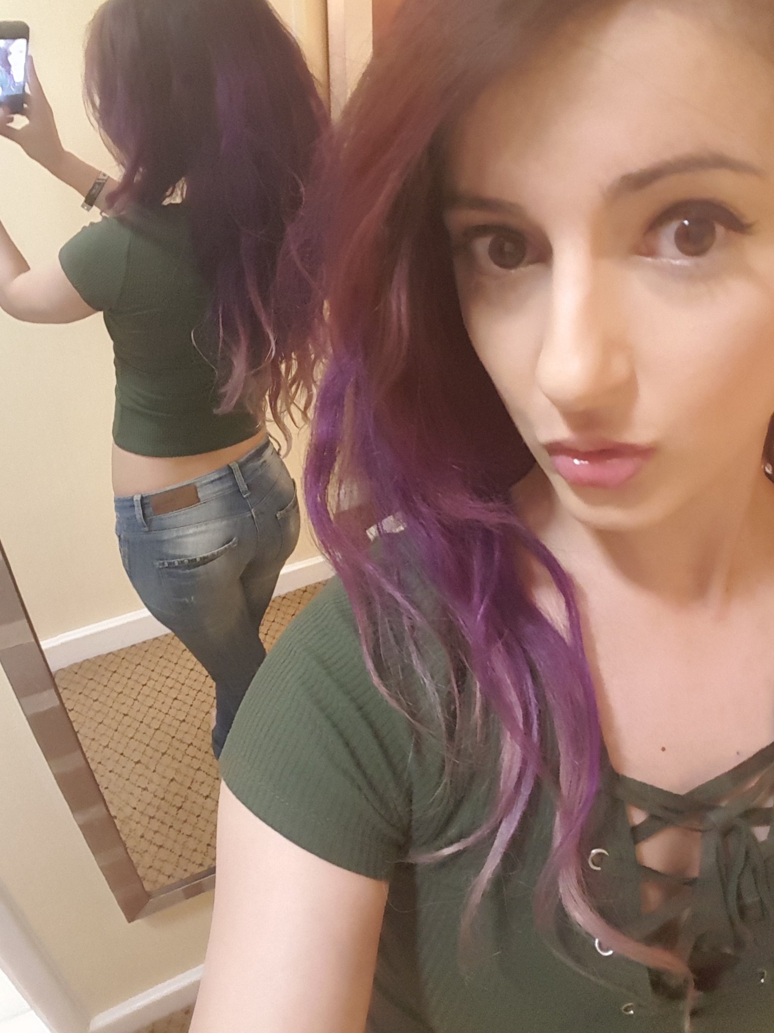 purple hair+juicy butt+DSL