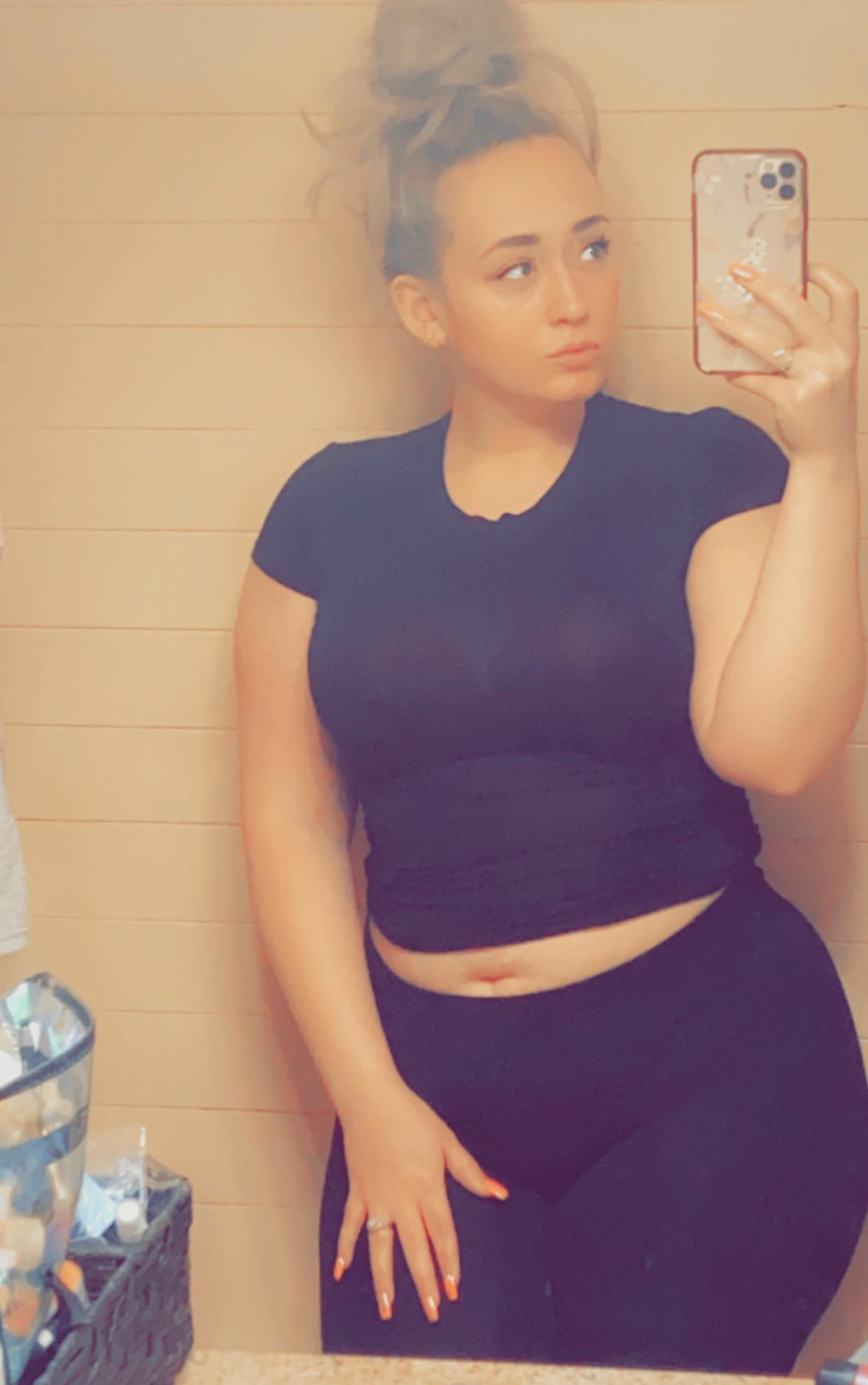 Chonkyyy crop top 👀🤞🏼 [F 27] | Scrolller