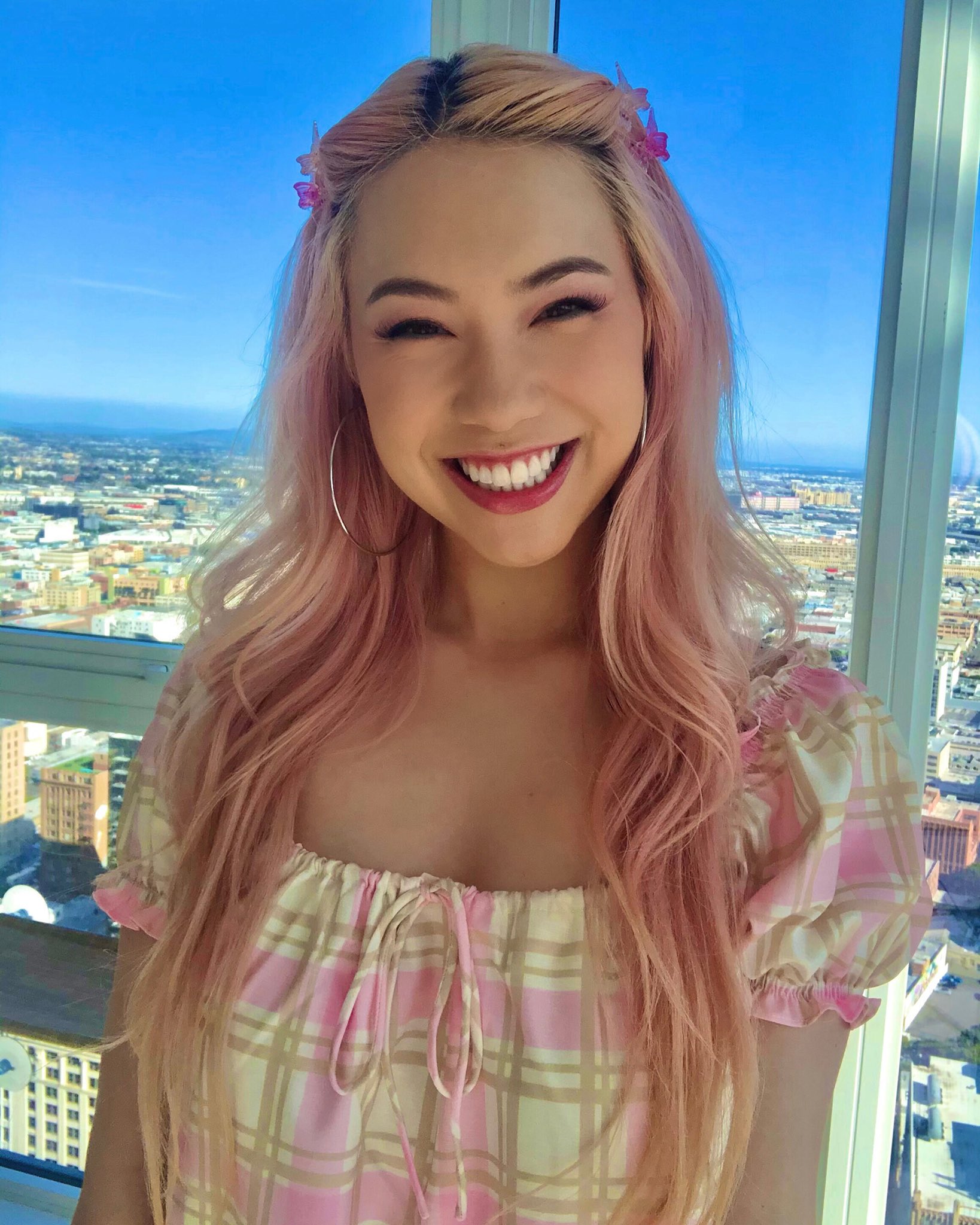 Quarter Jade (irtr) | Scrolller