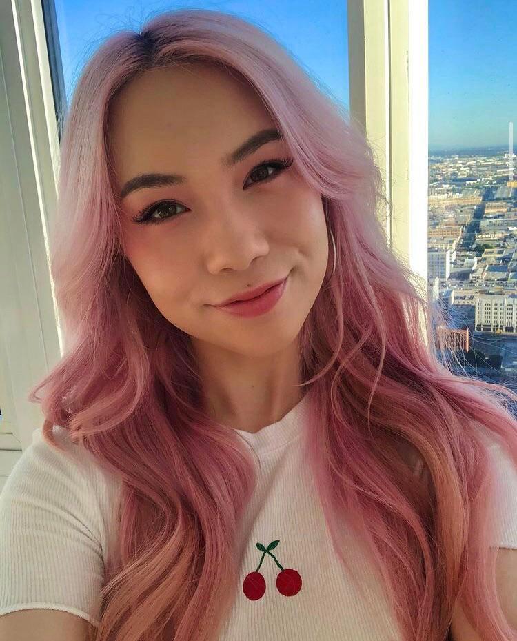 Quarterjade being the babe she is | Scrolller