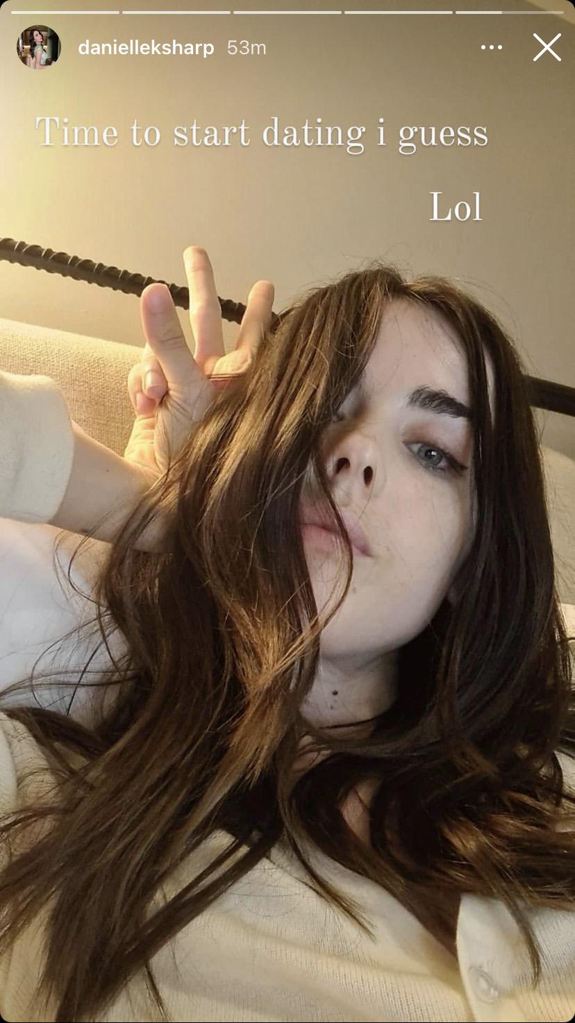 Queue starts here.. | Scrolller