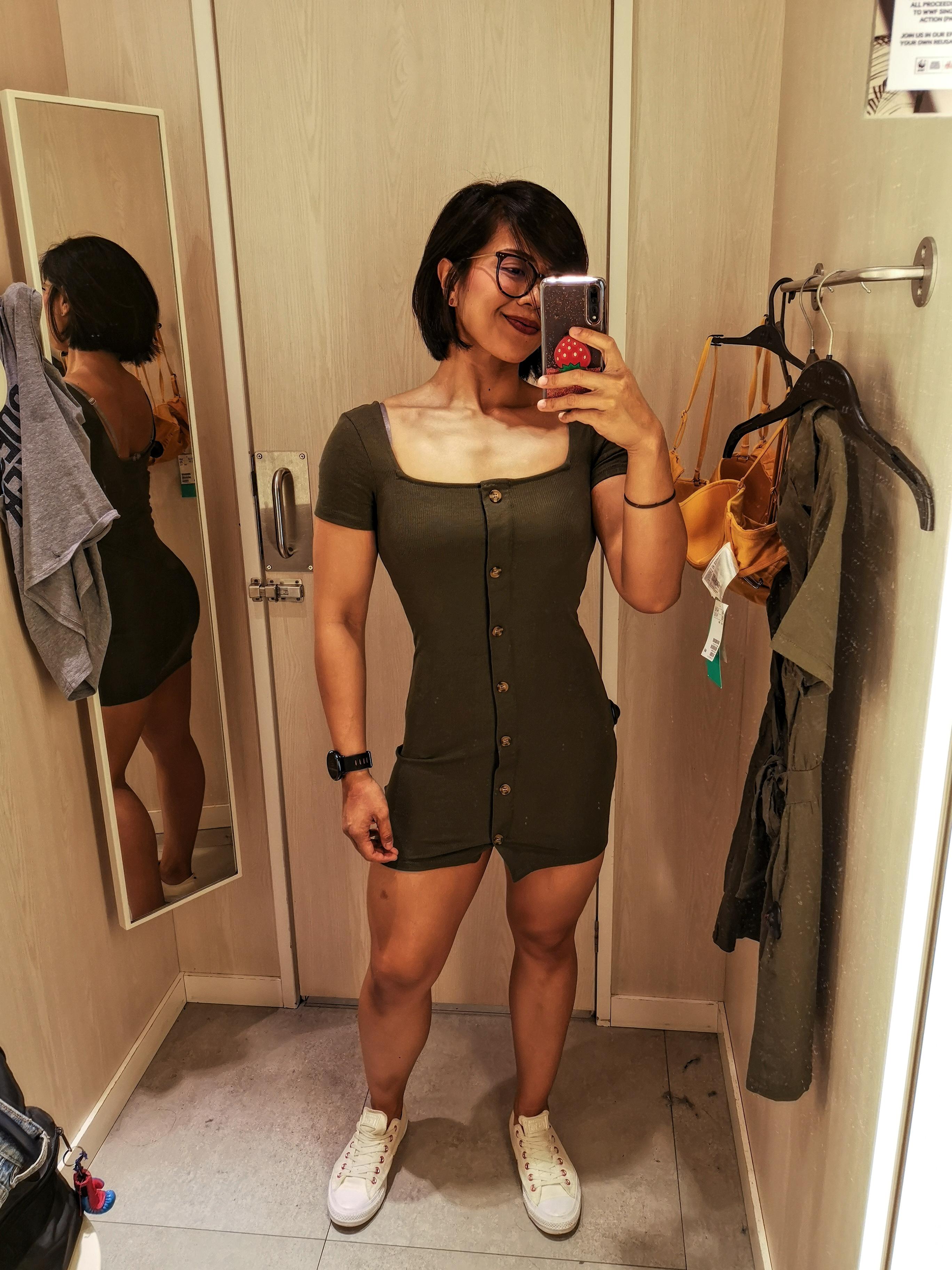 Quick throwback to pre-lockdown times when haircuts were more frequent. Love this length ...