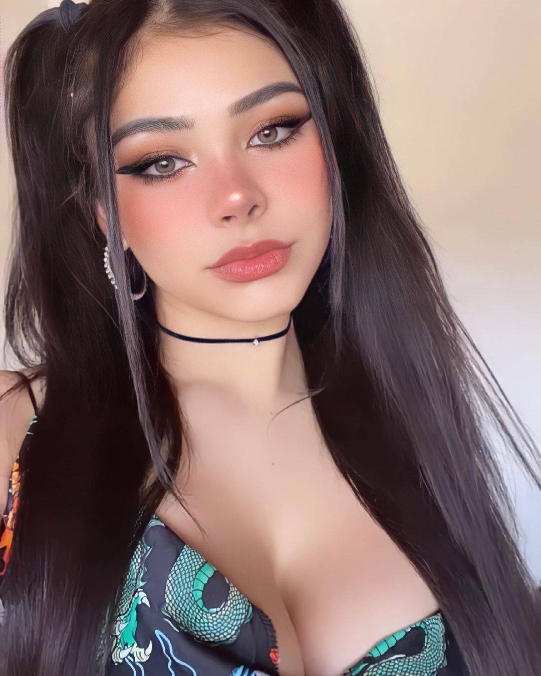 Quien para una buena paja por micro con aylin yaaa | Scrolller