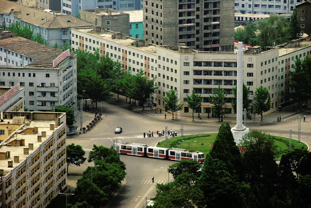 Quiet Pyongyang Street Scene | Scrolller