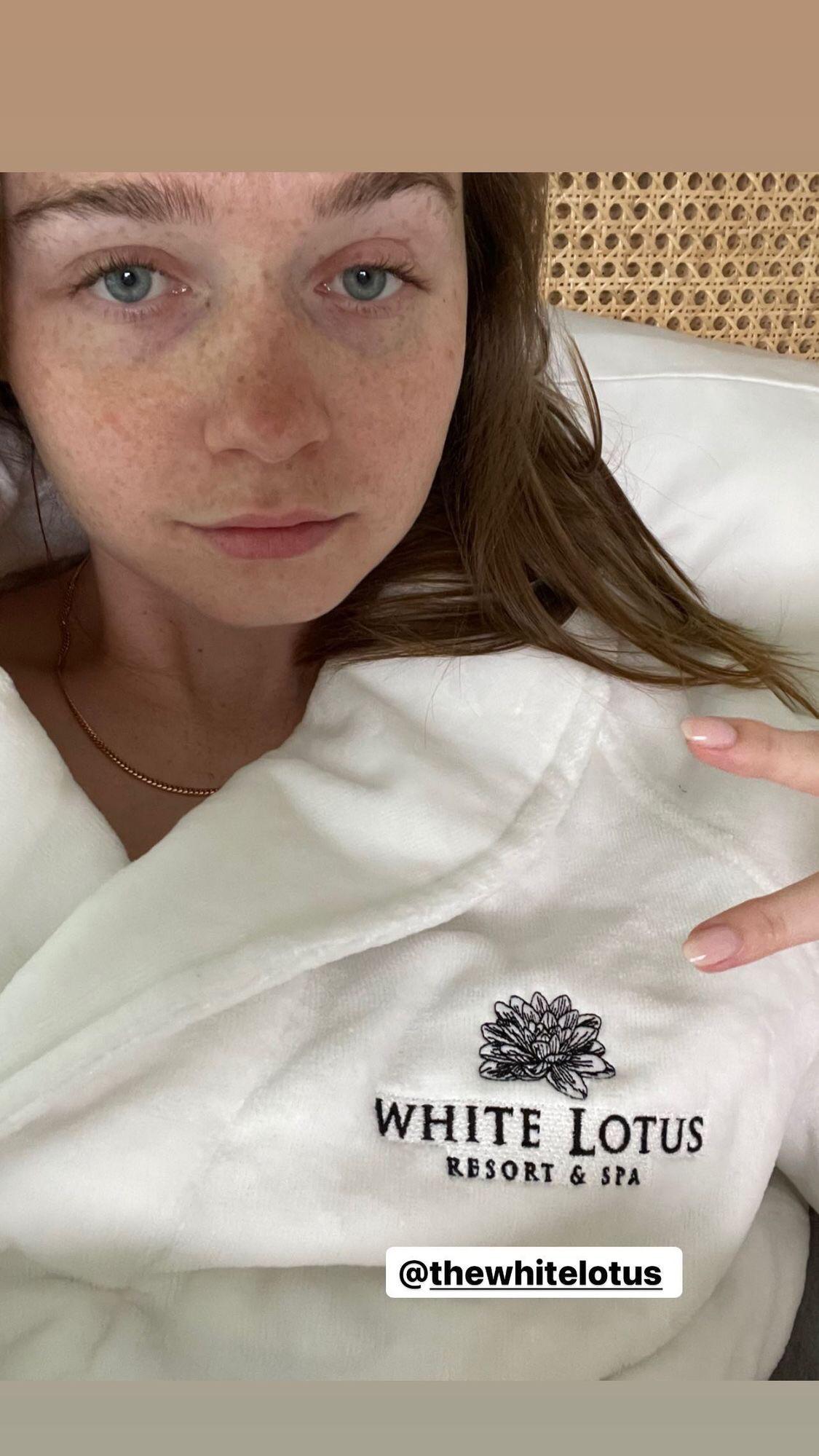 R&R in The White Lotus Spa | Scrolller