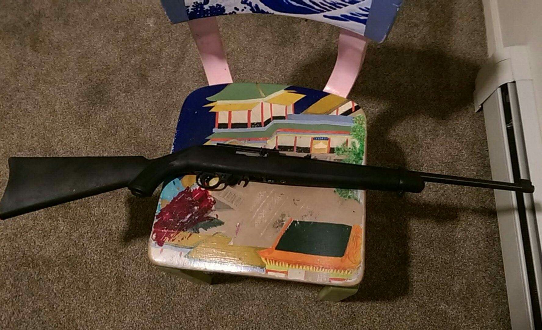 /r/guns said my chair belongs here | Scrolller