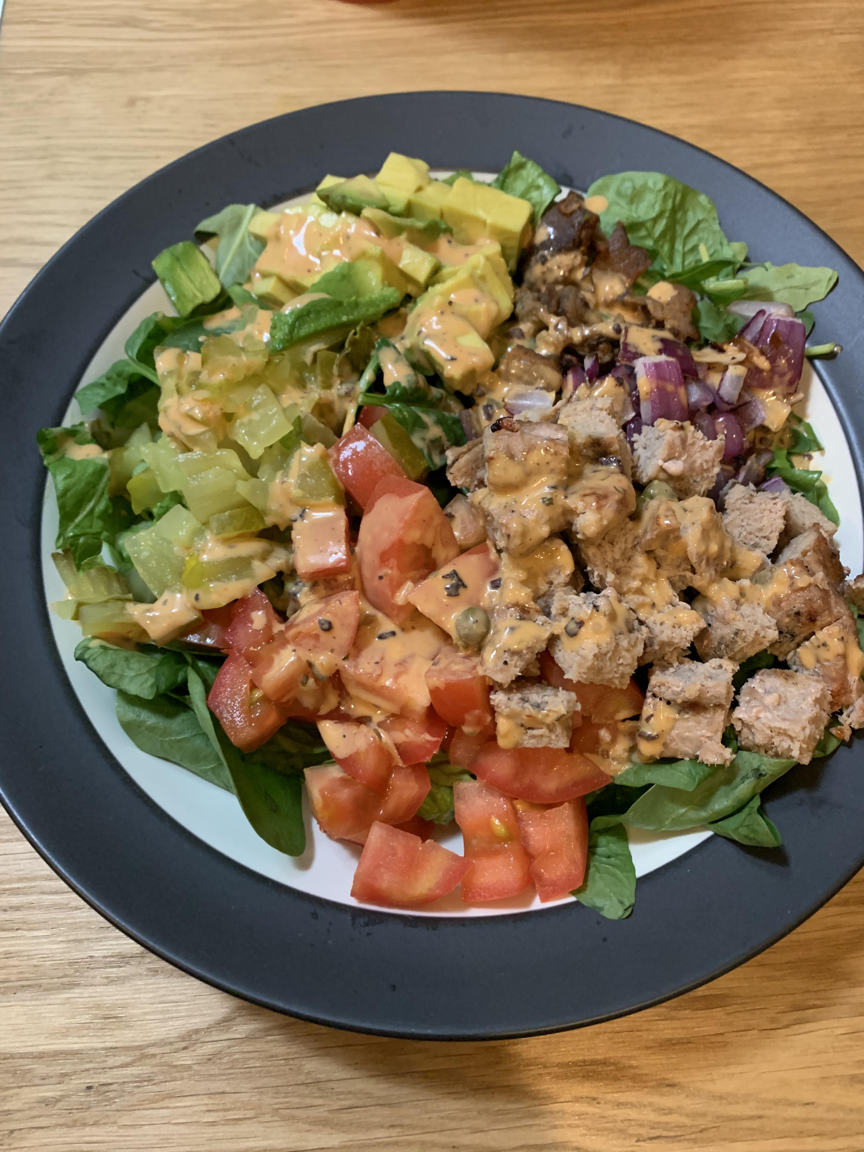 R1D26 Dinner: Turkey Burger Salad | Scrolller