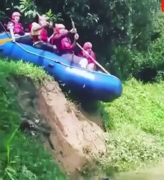 Rafting on land | Scrolller