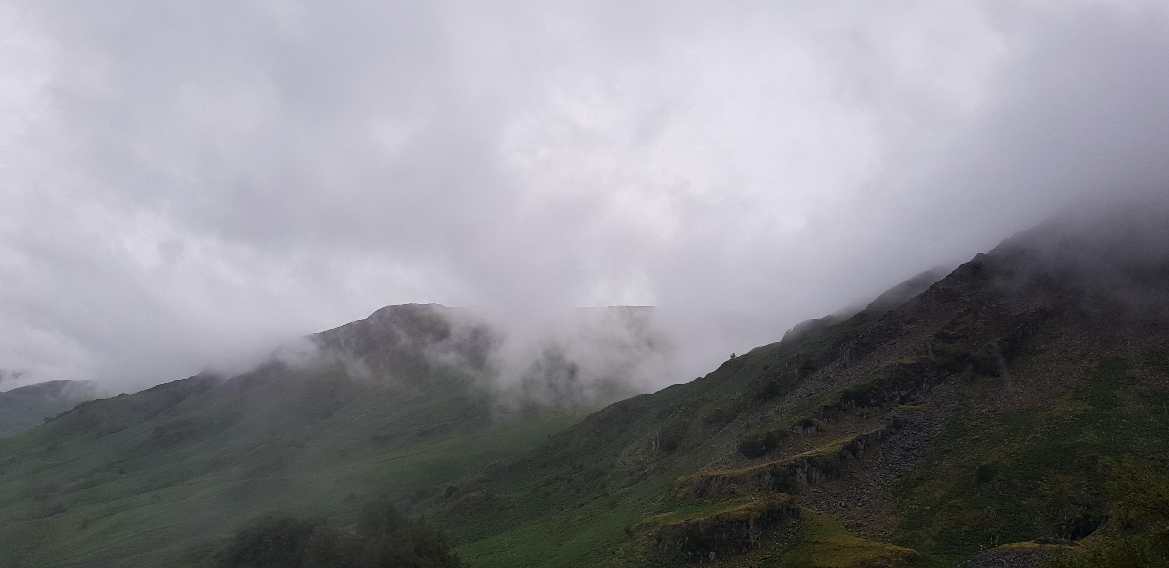 Rain clouds came down quick on the top of Castle Cragg this afternoon. Absolutely amazing ...