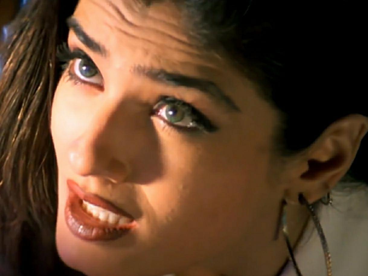 Raveena Tandon 😍 Such a pretty face | Scrolller