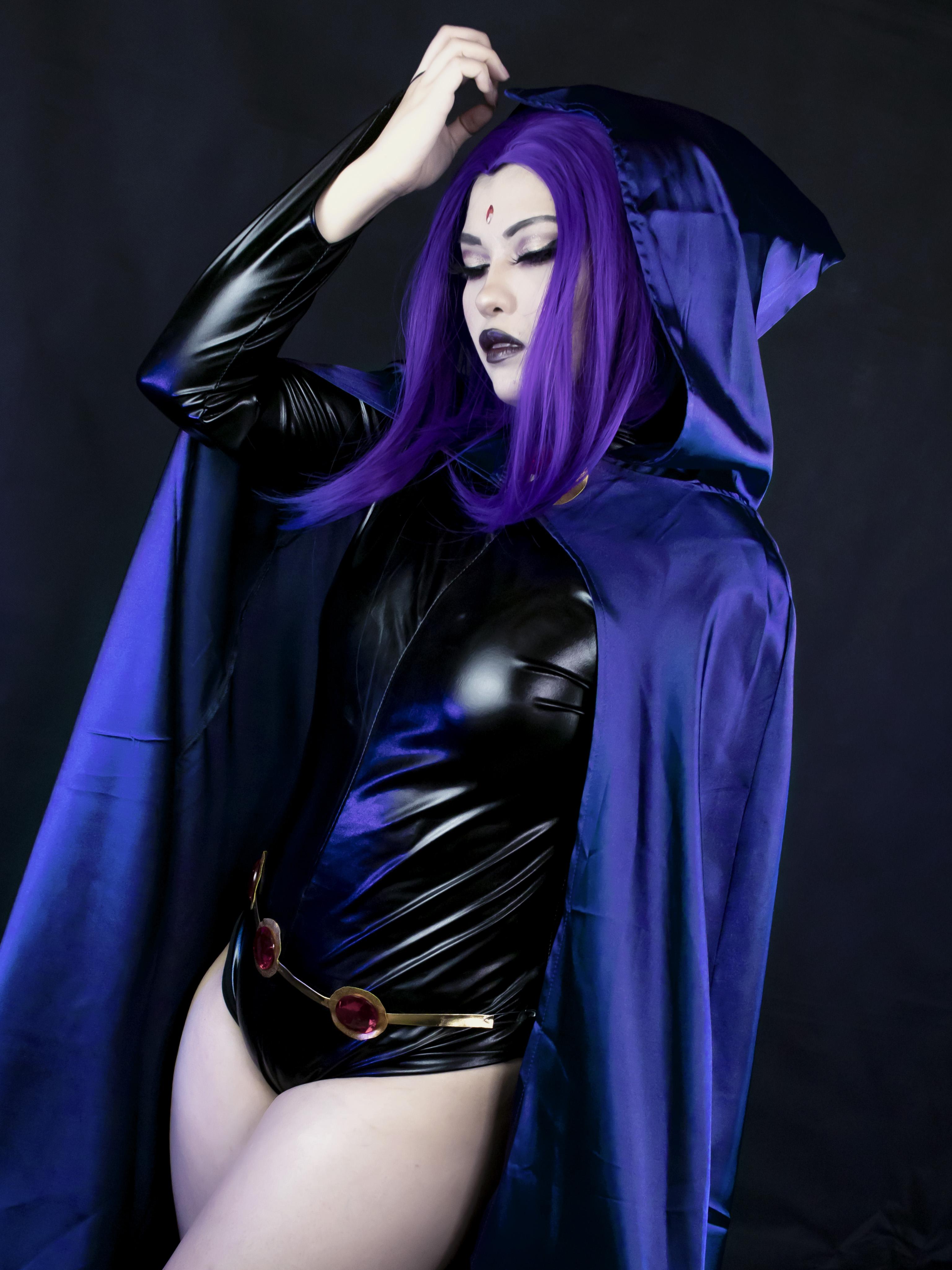 Raven by LynnieQuin | Scrolller
