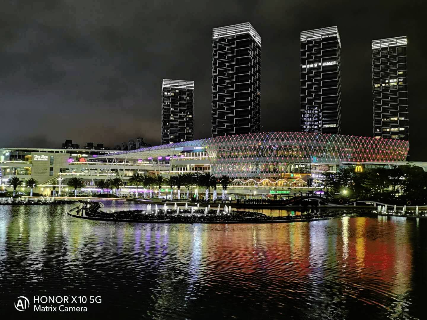 real night scene of Honor X10 | Scrolller