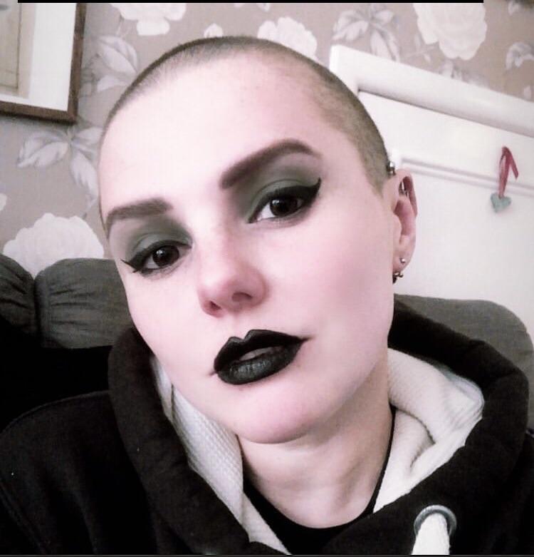 Really missing my shaved head | Scrolller