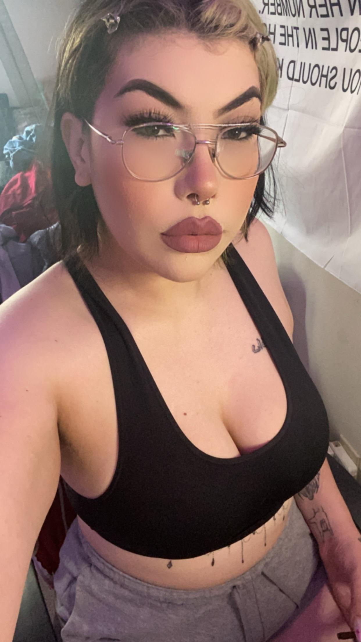 really want a load dumped on me 🤩 | Scrolller