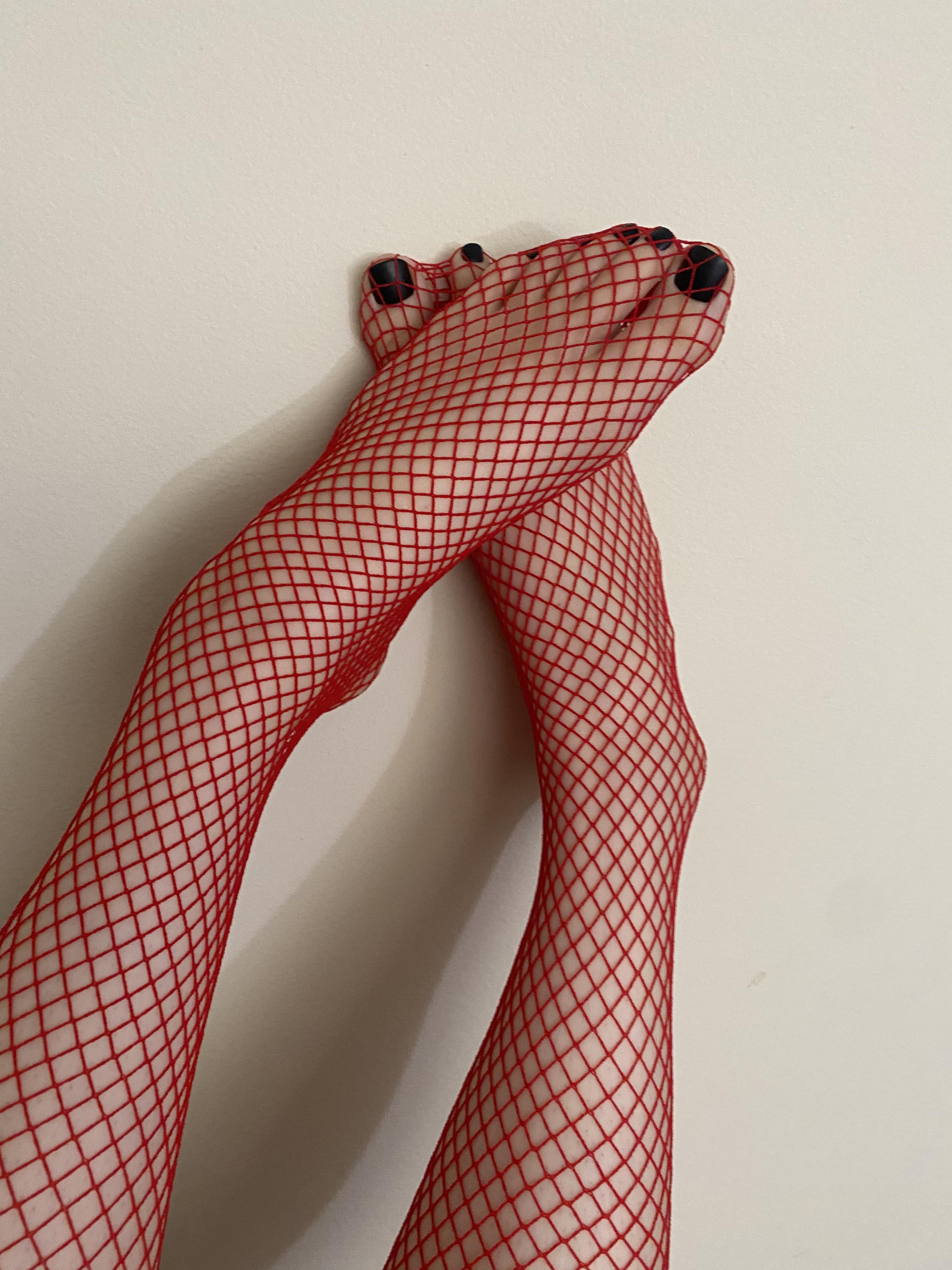 Red ๐ฎโ๐จ Scrolller