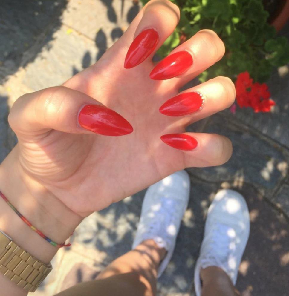 🌶 RED PASSION | Scrolller