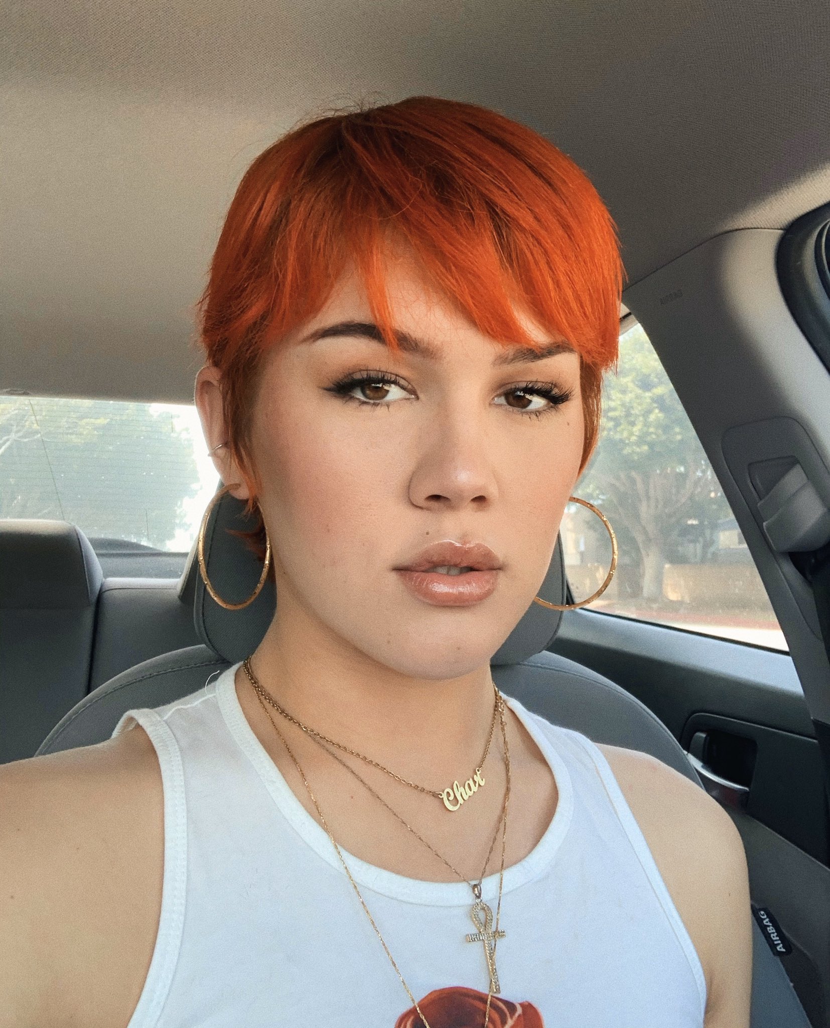 Cute short hair Daisy | Scrolller