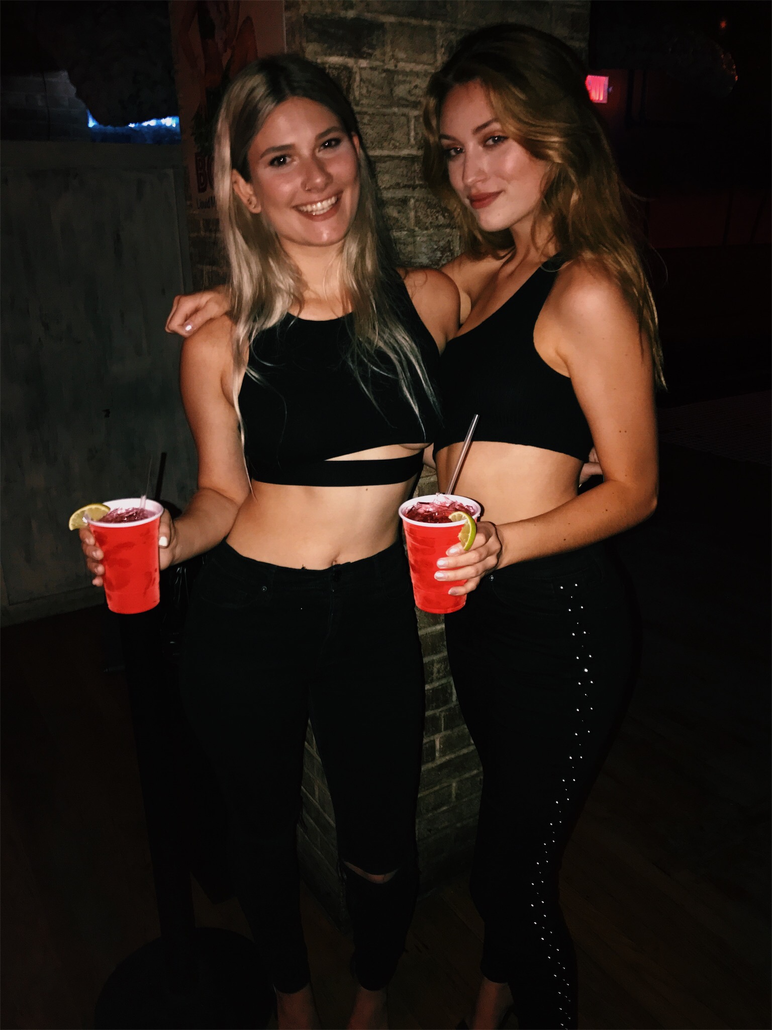 Red Solo Cups - Left Or Right? | Scrolller