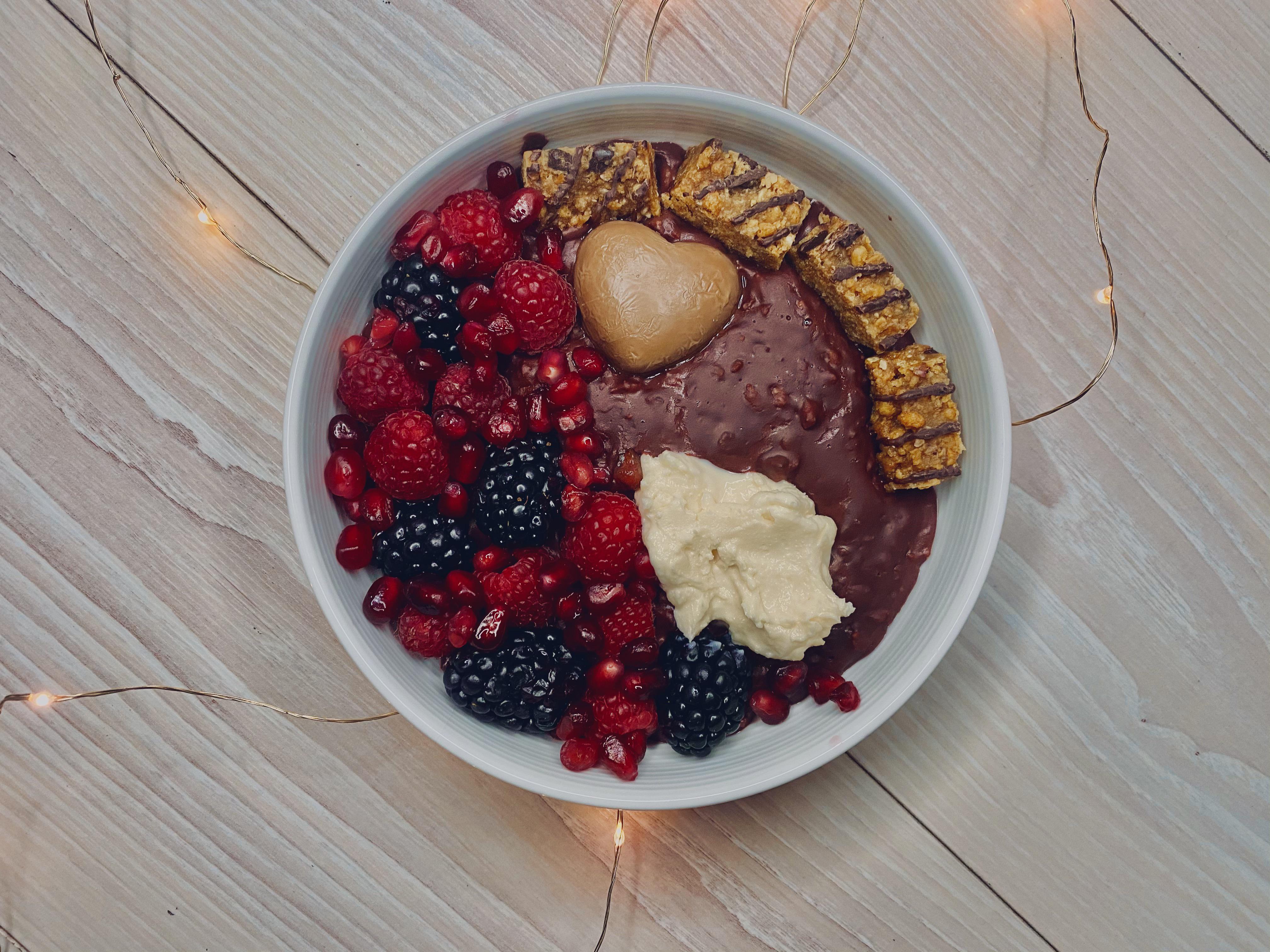 Red Velvet Protein Oatmeal | Scrolller