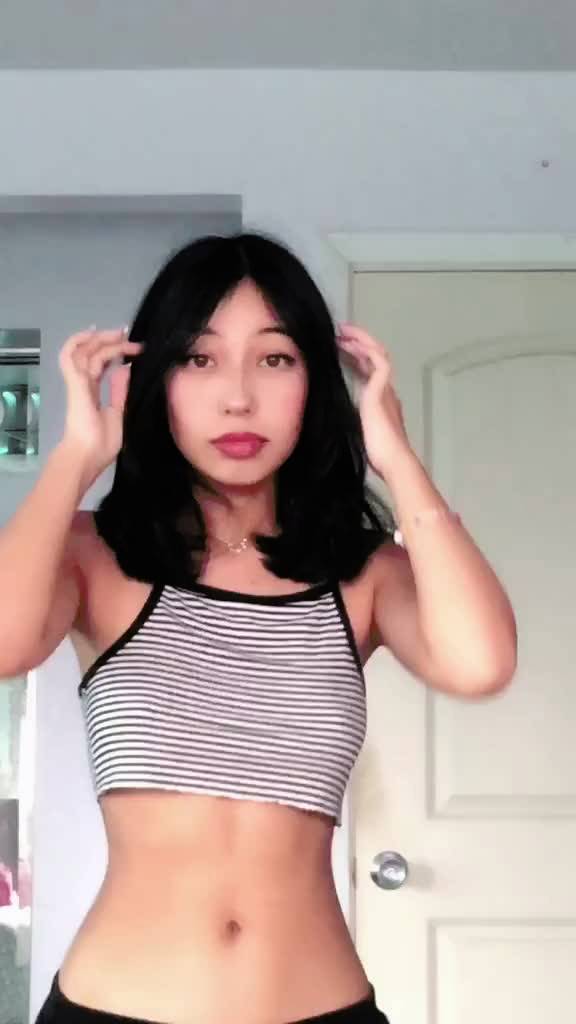 [Reddit/Discord] Let's try jerking off to TikTok together. DM your asl | Scrolller