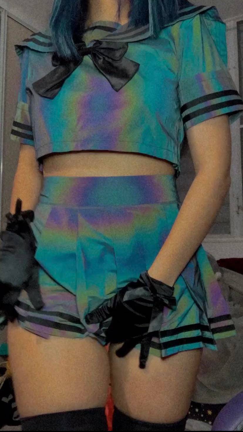 Reflective sailor uniforms 🥺 | Scrolller