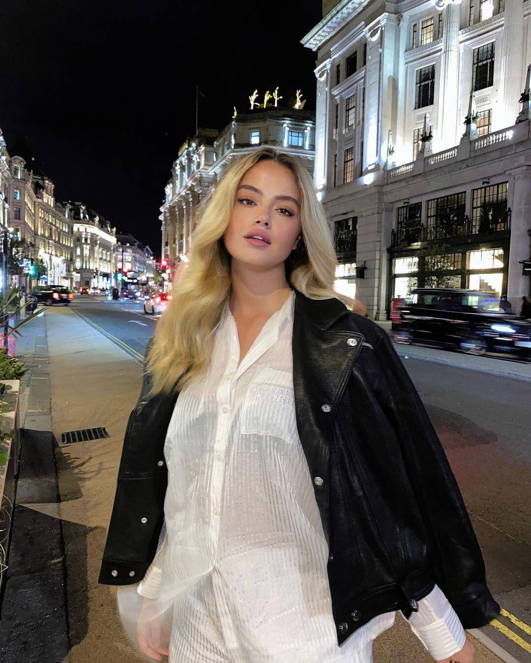 Regent St | Scrolller