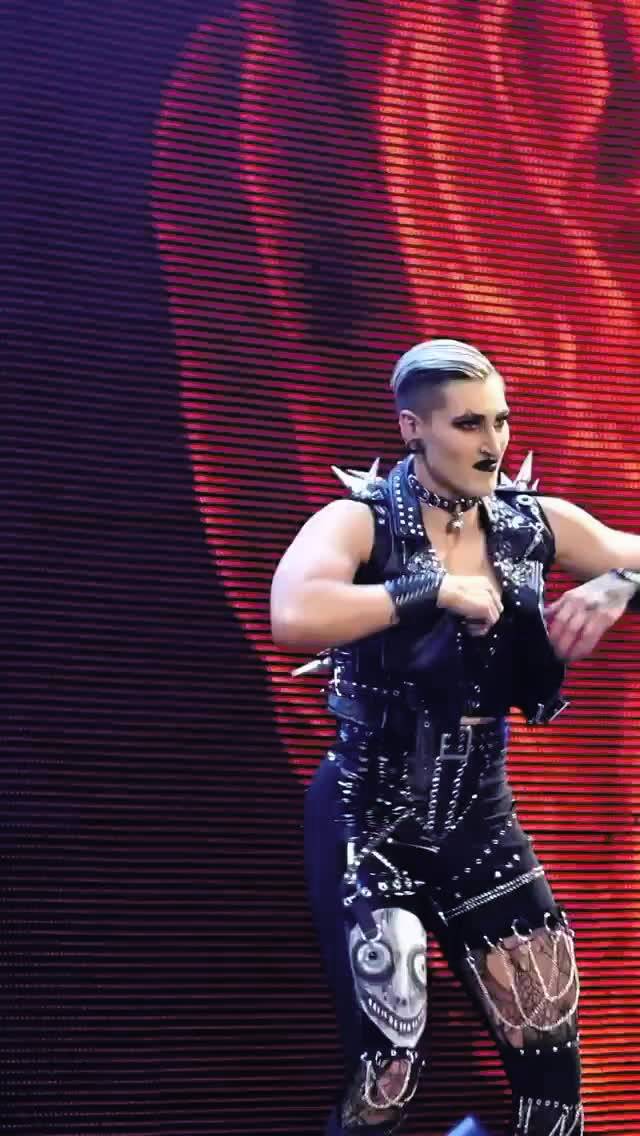 Rhea Ripley's big booty | Scrolller