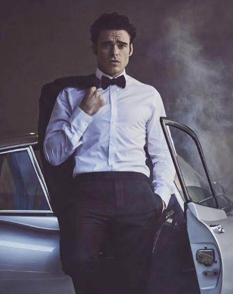 Richard Madden | Scrolller