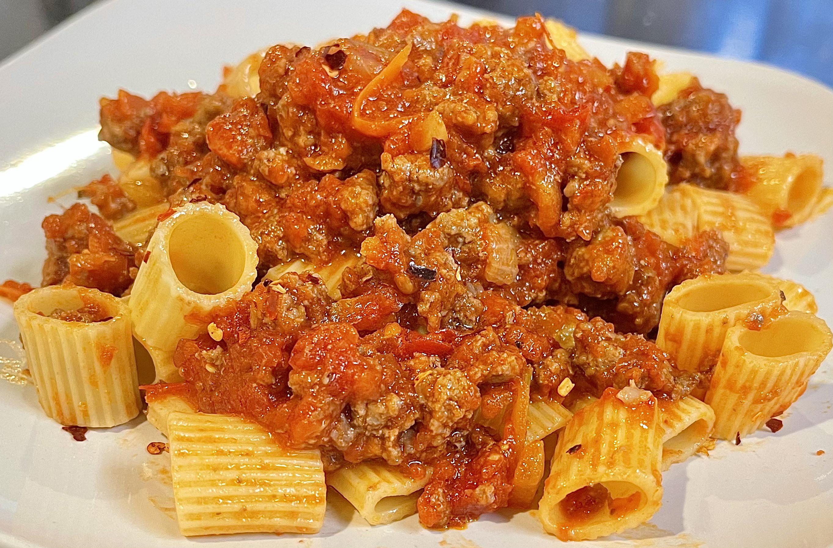 Rigatoni Bolognese | Scrolller