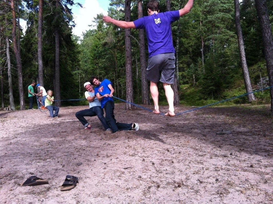 Rigging? There's no time! | Scrolller