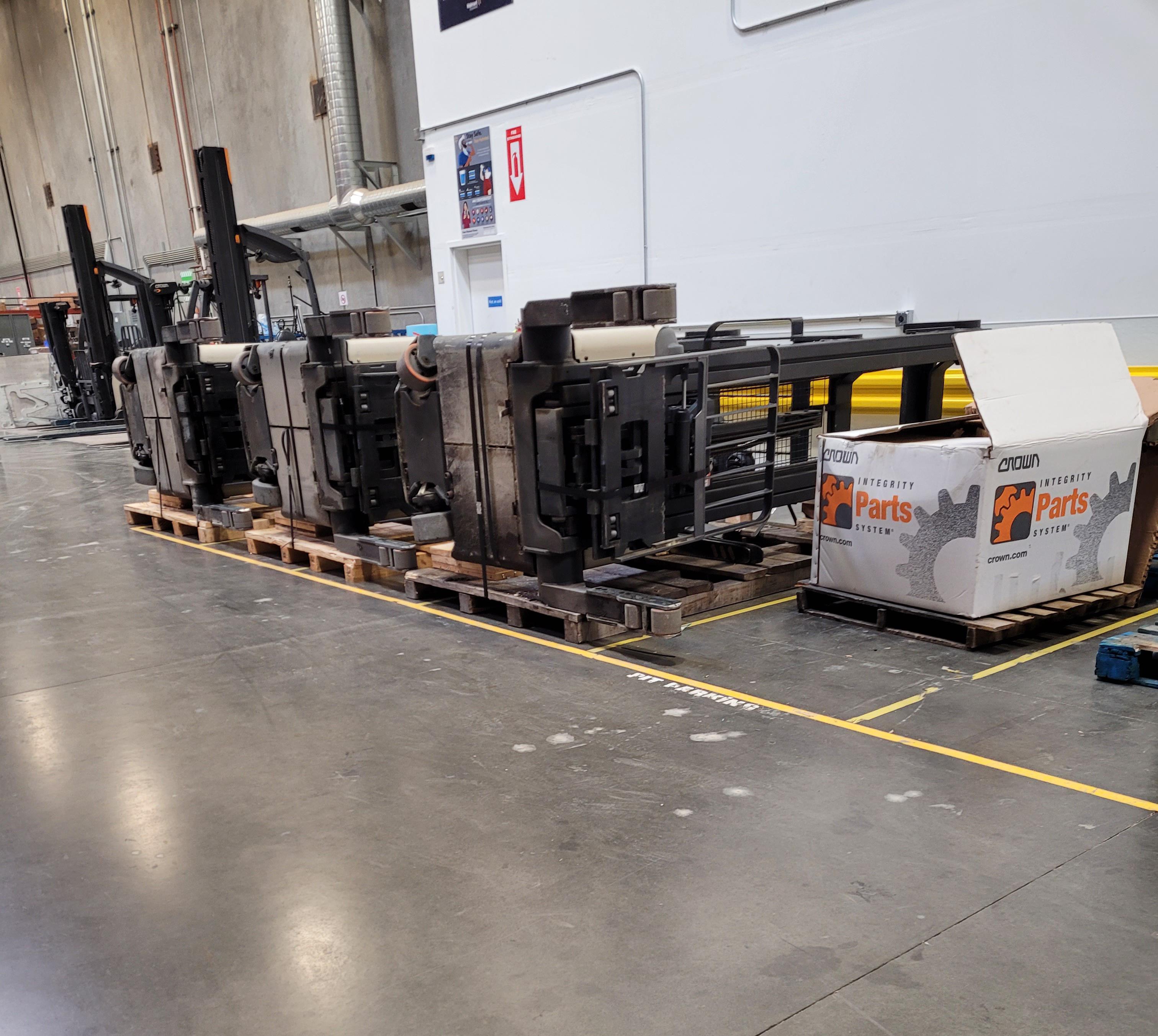 RIP double mast forklifts | Scrolller