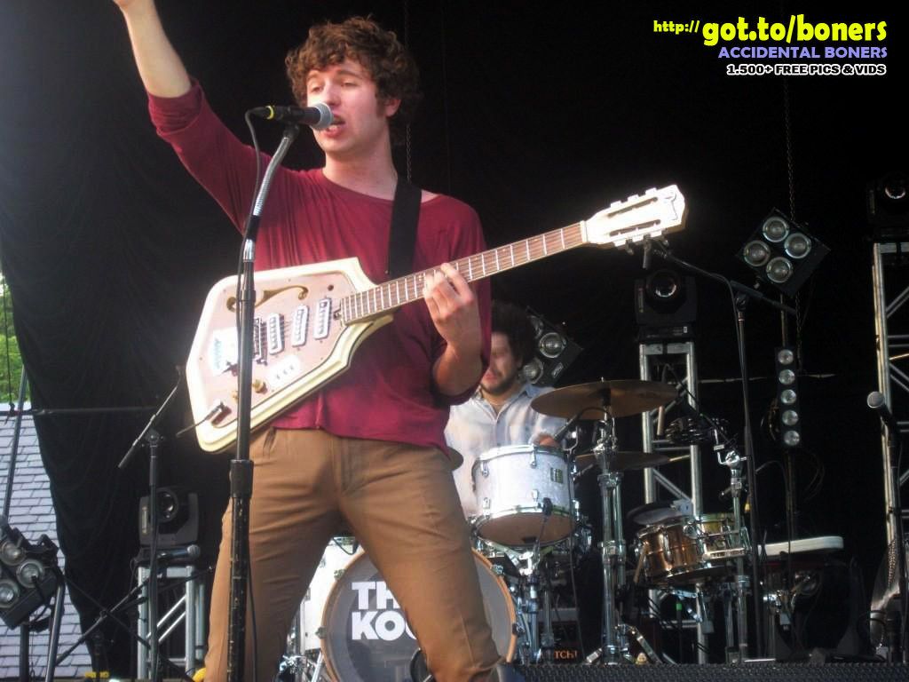 Rock on! | Scrolller