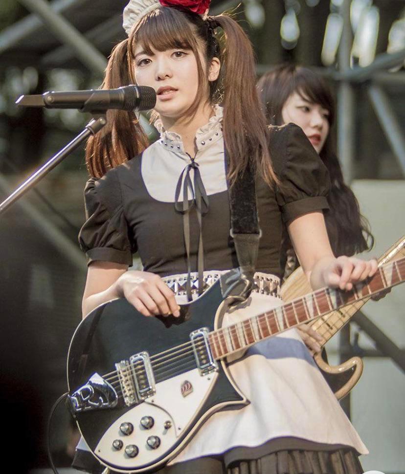 rockstar maid | Scrolller