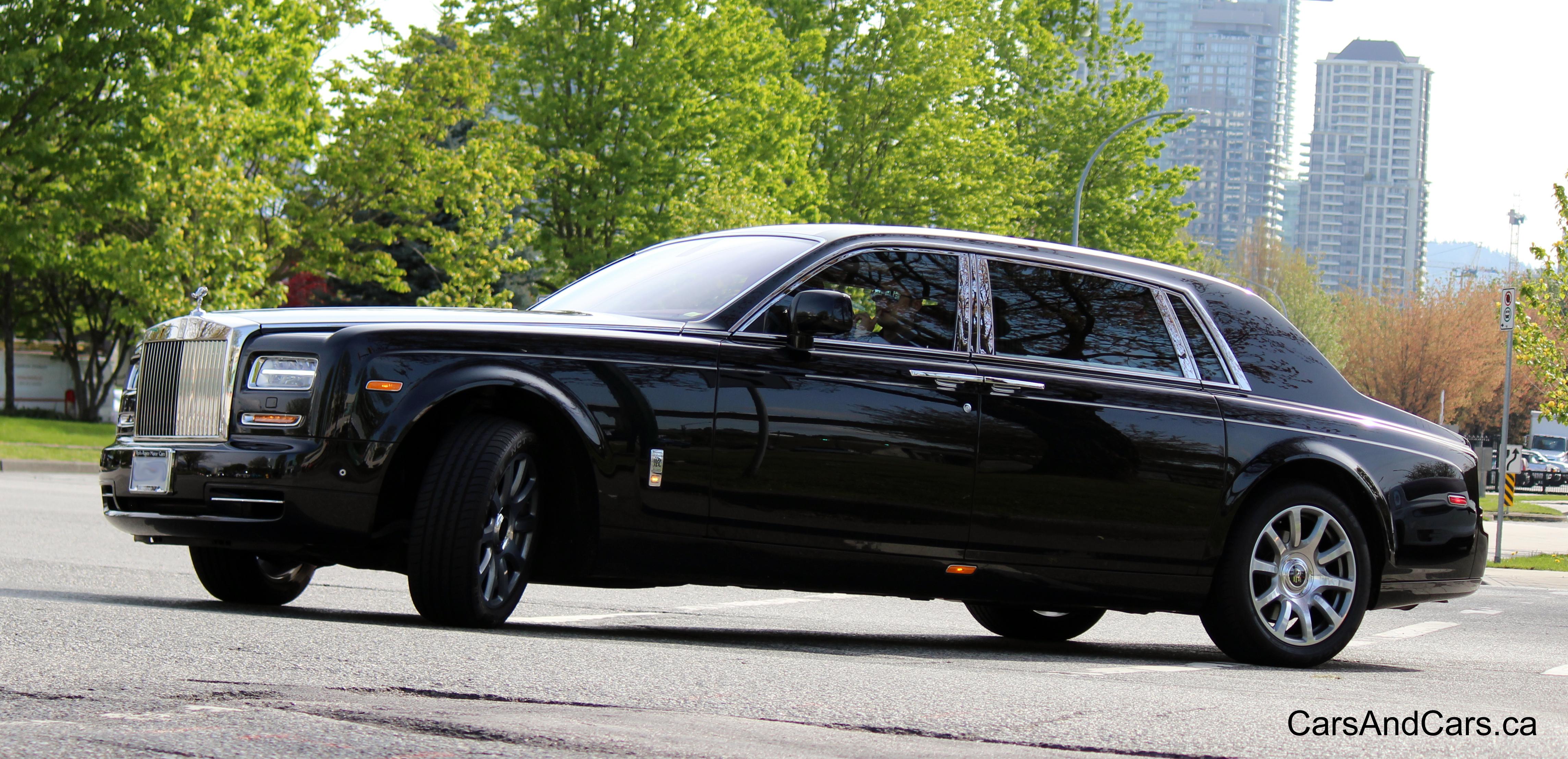 Rolls-Royce Phantom | Scrolller