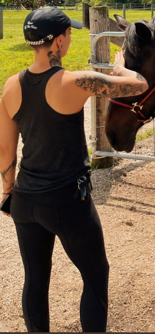 Ruby in leggings | Scrolller