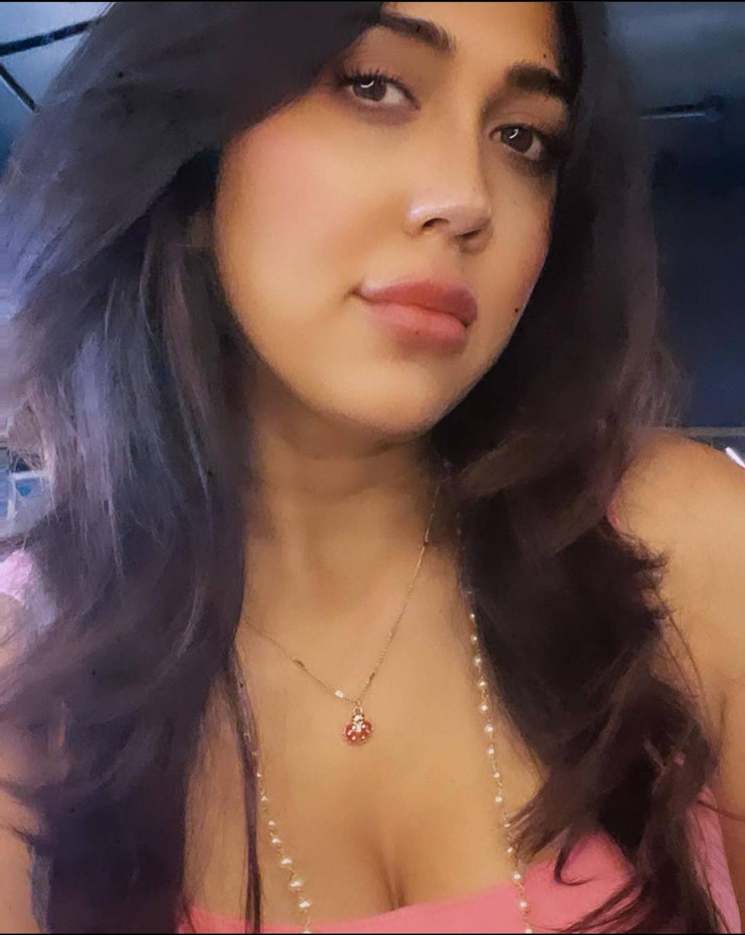 Ruchi Raj | Scrolller