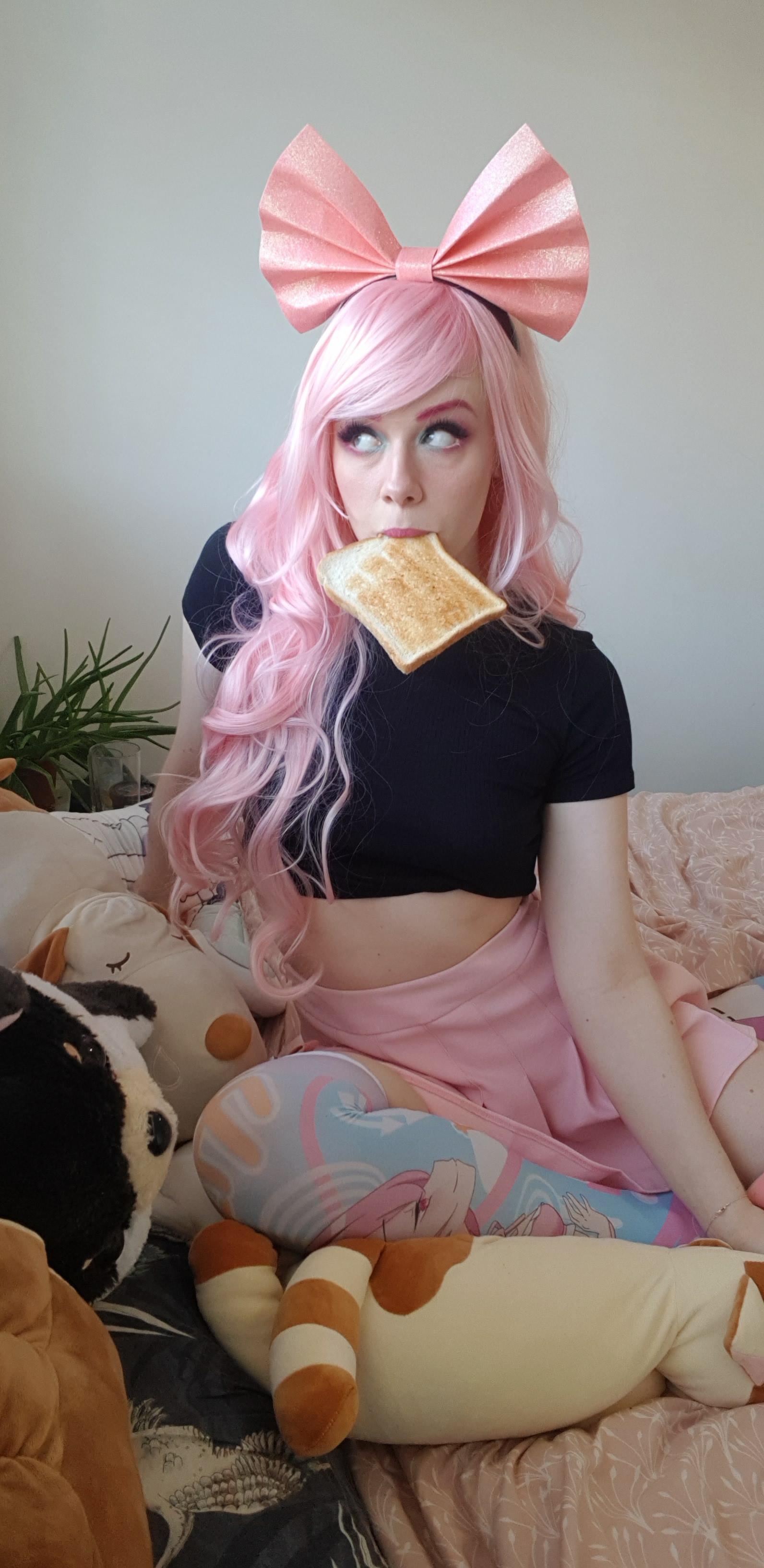 Running late again! | Scrolller