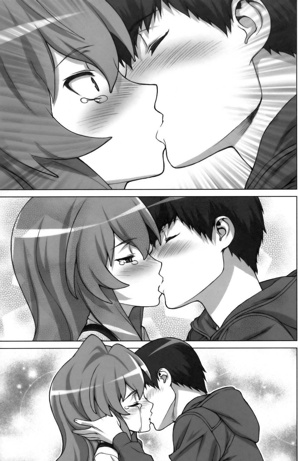 Ryūji kissing Taiga - Toradora | Scrolller